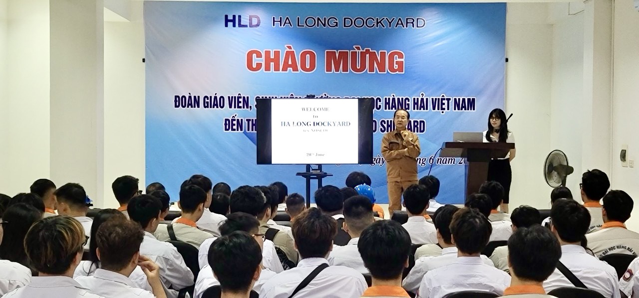 HA LONG DOCKYARD đón tiếp đoàn sinh viên Đại học Hàng Hải Việt Nam tham ...